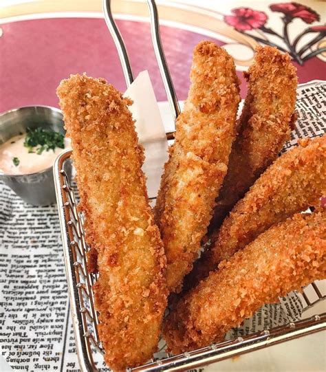 Fried Pickles Carnation Café