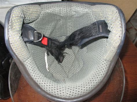 Шоломи у кількості 3 шт Ua