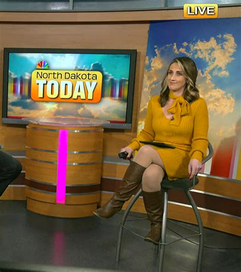 Lisa Budeau Is Always Fashionable In Fargo Artofit