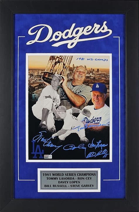 Los Angeles Dodgers Autographed 11x14 Photo Framed 4 Signa