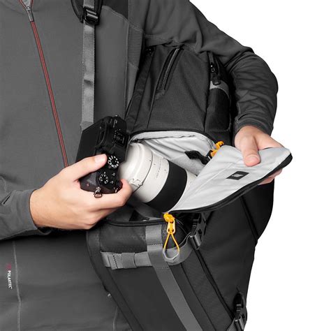 Fastpack Bp 250 Aw Iii Black Lp37333 Pww Lowepro Us