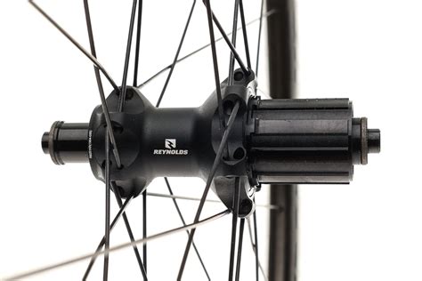 Reynolds Ar41 Carbon Tubeless 700c Wheelset The Pros Closet