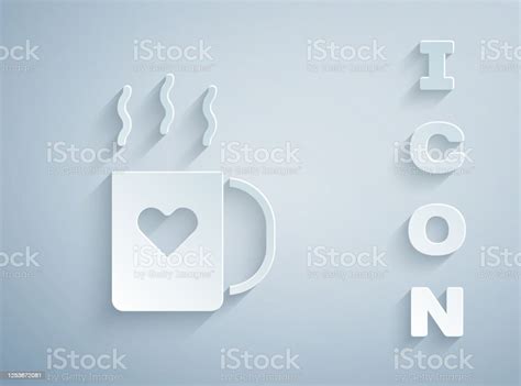 종이 컷 커피 컵과 회색 배경에 고립 된 심장 아이콘 발렌타인 데이에 연인을위한 커플 커피 종이 아트 스타일 벡터 일러스트레이션 3차원 형태에 대한 스톡 벡터 아트 및 기타