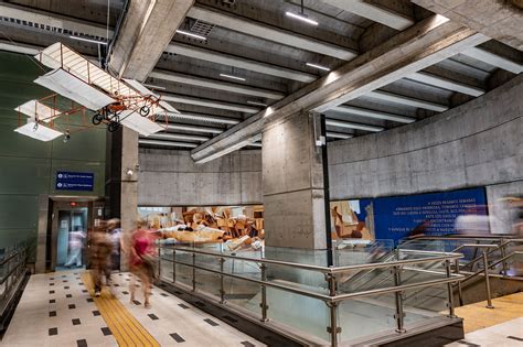 A Los Que Aun Llevan En El Alma Lo Que Otros Dejaron Ir Metroarte
