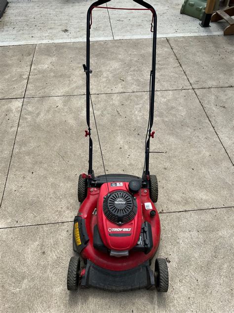 Troy-Bilt lawnmower Honda engine 21” gas powered | Lawnmowers & Leaf Blowers | St. Catharines ...
