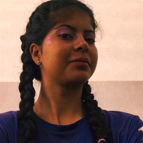 Yasmim 🦋 Yasrummenigge • Threads Say More