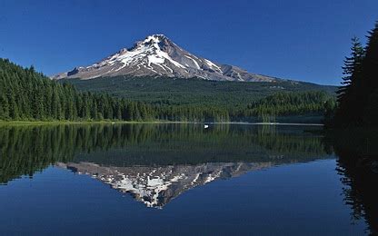 Trillium Lake Loop Hike