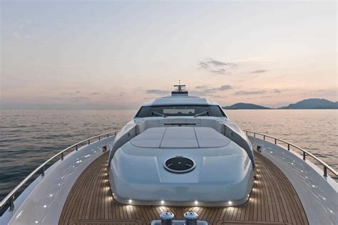 Haute Yacht Of The Week Pershing 92