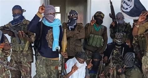 Isis Carry Out Beheadings And Take Sex Slaves In New…