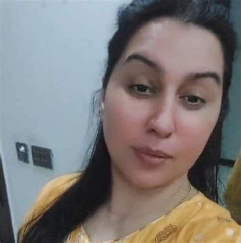 سیما بن عقارب