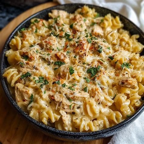 The Best Crockpot Garlic Parmesan Chicken Pasta Recipe My Daily Cuisine