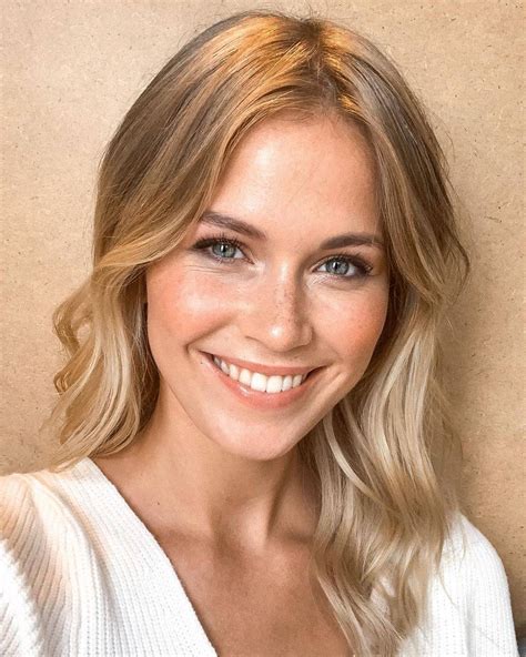 Melanie Kroll Scrolller