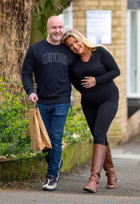 Pregnant Daisy May Cooper Looks Proudly Boastful In New Pictures Metro News