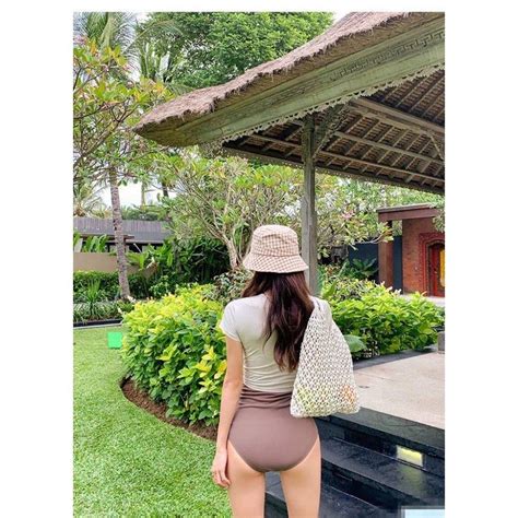 Korean Swimsuit Three Pieces Olah Raga Baju Olahraga Di Carousell