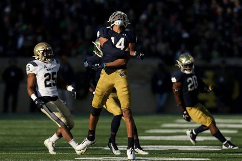 Kyle Hamilton Film Analysis Five Plays Through The Eyes Of Notre Dame