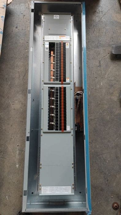 Panelboard Eaton Prl1x 225 Amp 208y 120v 3ph 4w 60sp Nema 1 72 I
