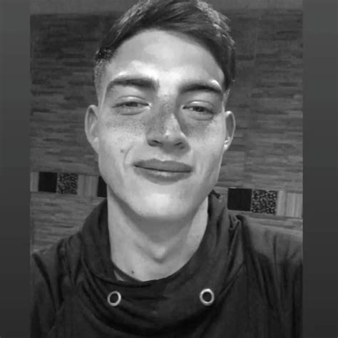 Brian Peralta Brianp18 • Threads Say More