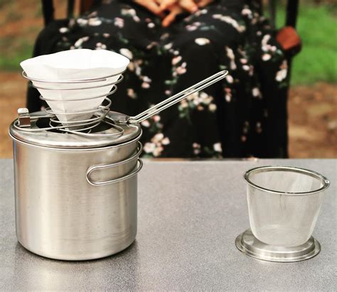 주파커스 인터내셔널 유니프레임 커피서버 커피바넷 드리퍼 그리고 스태킹 머그로 완성되는 캠핑장에서의