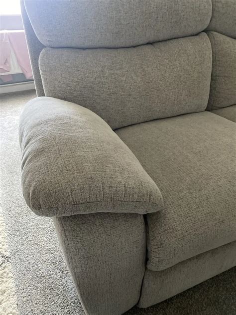 Scs 2 Seeter Sofa 3 Cushions Sofalistic The Sofa Marketplace Buy And Sell Preloved Sofas