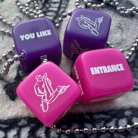 アメリカンジョーク強めのアクリル版 セクシーダイスゲーム ネックレス、キーチェーン、sexy Sex Dice Game Key Chain