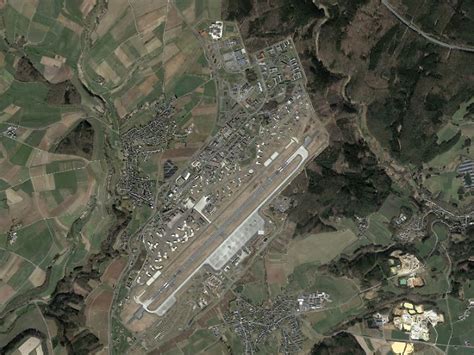 Karten Fakten Satellitenbilder Hier Stehen Europas Truppen Und