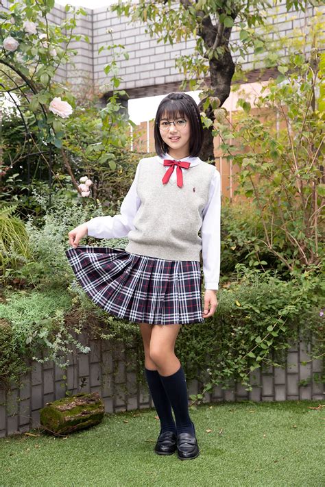 R 成沢理光 萝莉写真集 偶像俱樂部 Powered By Discuz