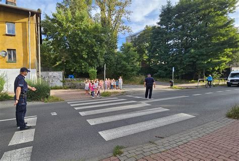Bezpieczna Droga Do Szkoły Szkoła Podstawowa Nr 44