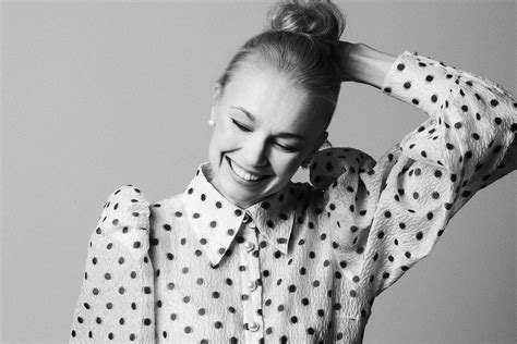 Anne And Stiili Peatoimetaja Kelly Kipper Täiuslik Kuulub Muuseumi Anne And Stiil