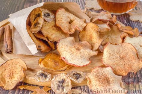 Рецепт: Фруктовые чипсы из яблок, груш и бананов на RussianFood.com
