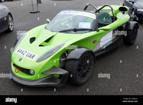 Three Quarter Front View Of A Green 2000 Lotus 340r Limited Edition