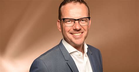 Robert Giertz Verstärkt Aemtec Geschäftsführung Zum Jubiläumsjahr • Pro Physikde Das Physikportal