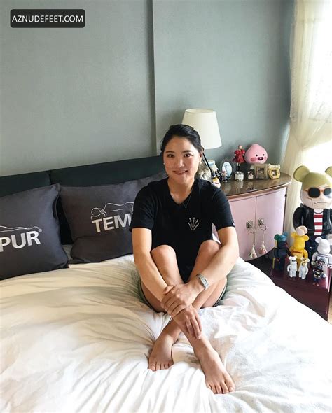 Soyeon Ryu Feet Aznudefeet