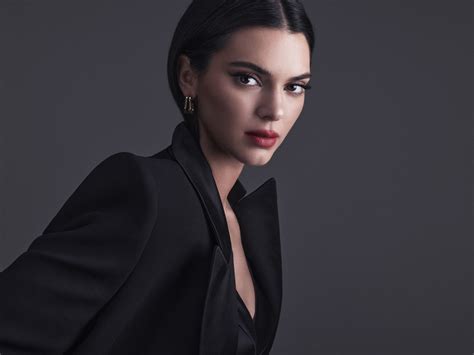 Kendall Jenner Is The New Face Of Loréal Paris Fashion Magazine