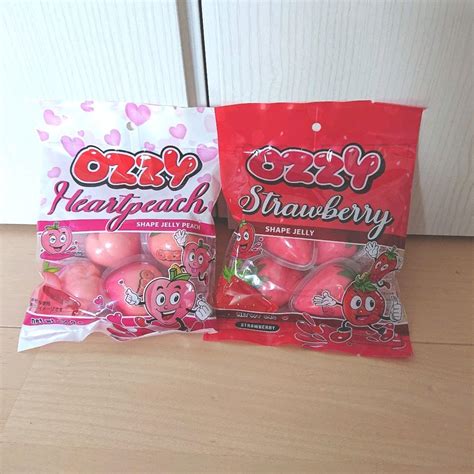 新品未開封★大人気 完売 Ozzy いちごグミ 4個 Ozzy ももグミ 4個 メルカリ