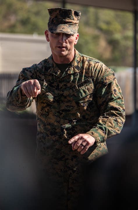 Dvids Images I Mef Forward Commander And Sergeant Major Speak To Marines Forward Deployed