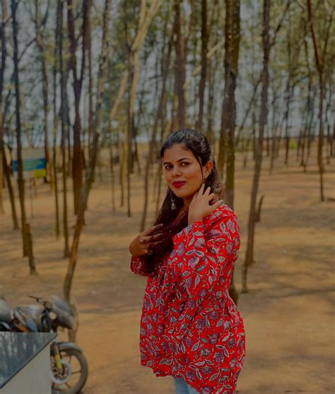 Vishnupriya Vxnupriyaa • Instagram Photos And Videos