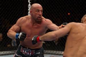 Prayers Pouring In For Ufc Legend Randy Couture On Wednesday The Spun