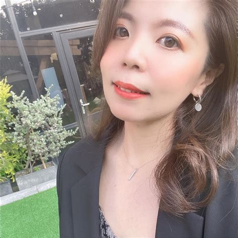 打破限制想法你值得幸福｜宇宙拉拉年齡限制不將就愛自己正能量正能量傳遞正能量视频女性成長 Lala Huang