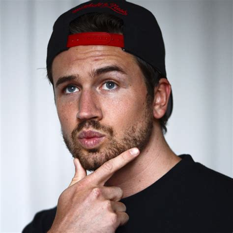 Artisterna Svarar På Romansryktet Ja Vi Har Setts Utanför Mello