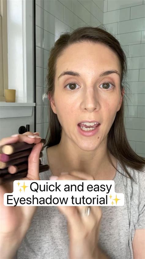 Quick And Easy Eyeshadow Tutorial Eyeshadow Tutorial Simple
