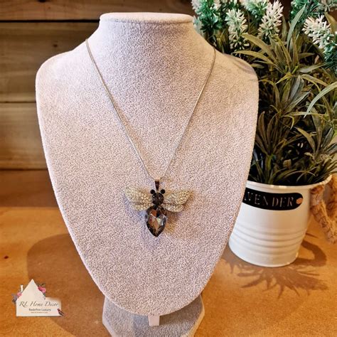 Dark Bee Long Necklace Rl Home Decor And Jewellery
