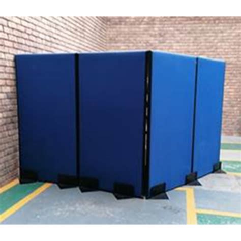 Assorted Full Length Screens Pre Owned Office Furniture