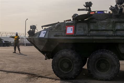 Dvids Images 3rd Mlg Offloads Iii Mef Forces From Hst During