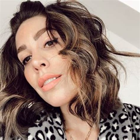 Diva Lomas Contact Info Find Influencer Numbers Address Email In 1 Influencer Marketing