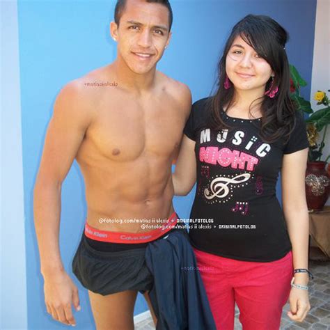 Sports Stars Blog Alexis Sanchez Girlfriend Photo 2012