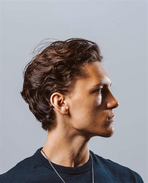 2022 Male Model Hairstyle