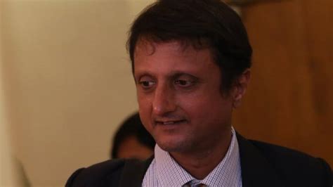 Business Standard Journalist Namit Gupta Passes Away At The Age Of 58 India News Business