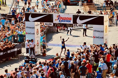 Halve Marathon In 2 Uur Hardloopschemas Wim Groenendijk