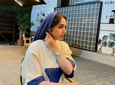 ‎کاشت مو و ابرو ستایش دارابی‎ ‎این‌چنین زیر و زبر عالم نمی‌ماند مدام می‌نشاند چرخ هرکس را به