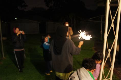 Sweet Like Candy Seronoknya Main Bunga Api